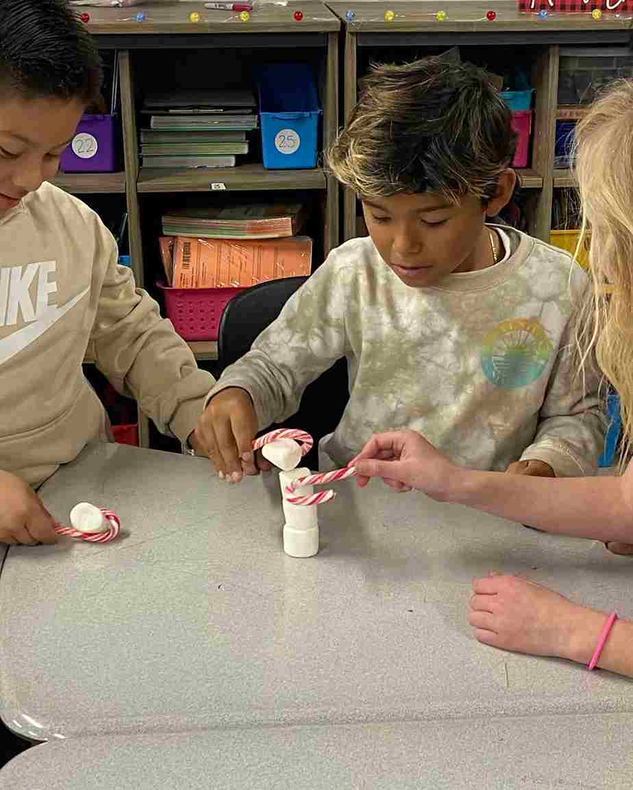 Candy Cane Game Ideas – Fun Holiday Activities