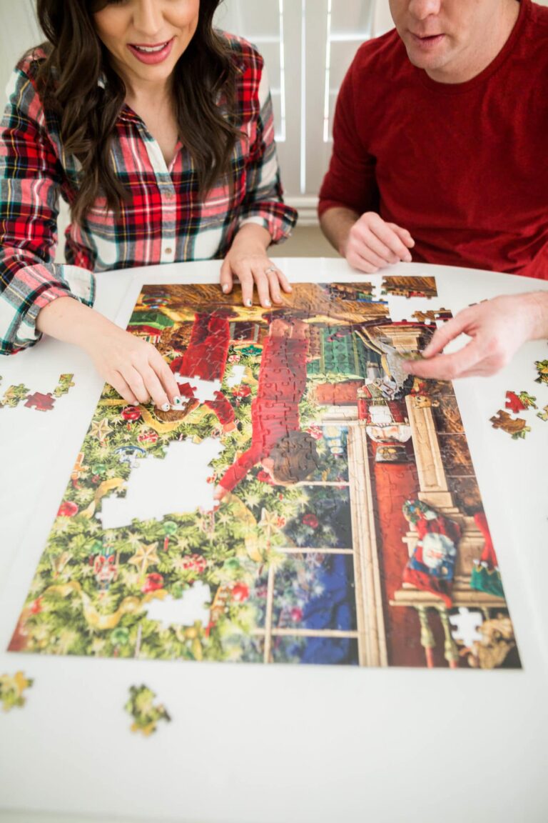 Christmas Scavenger Hunt Game Ideas for Festive Events