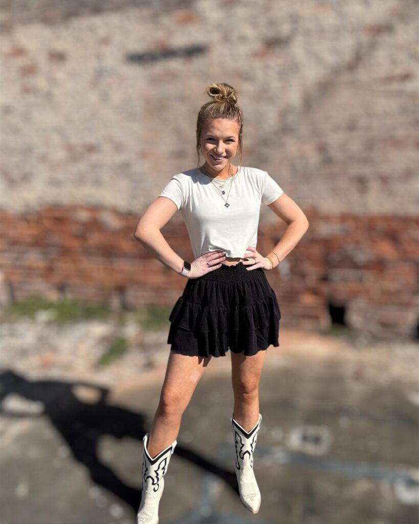 Concert Outfit Ideas to Rock Your Style